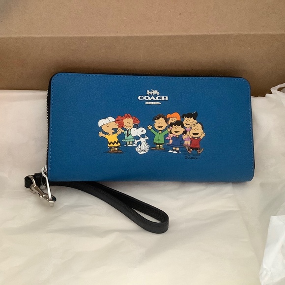 Coach | Accessories | Nwt Coach X Peanuts Long Zip Around Wallet With ...